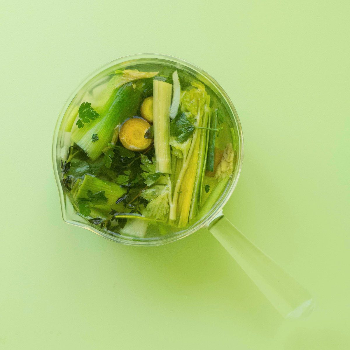 Protein-rich Emerald Soup – Farmacopia